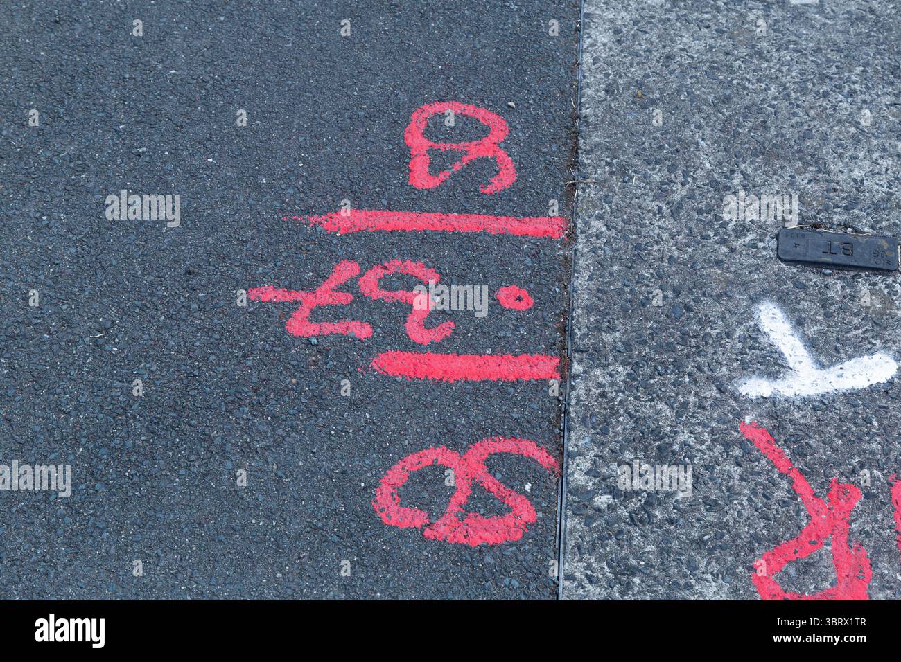 Underground utility markings on hi-res stock photography and images - Alamy