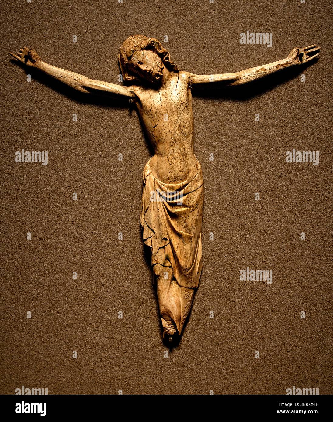 Figure of Christ on the Cross, Paris 1320-1330 Ivoire France French ...