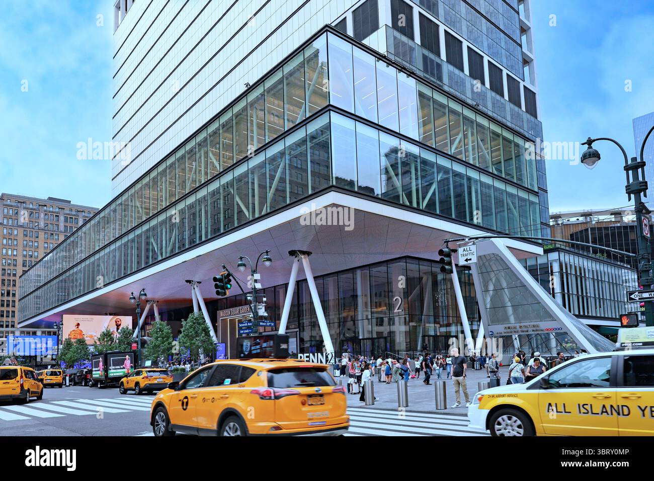 Madison Square Garden arena, New York City Stock Photo - Alamy