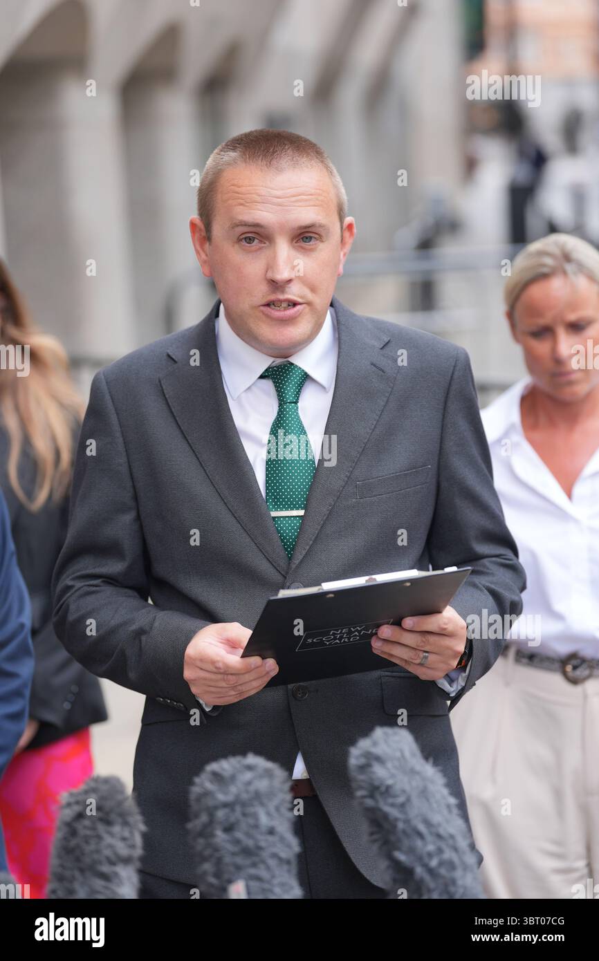 Metropolitan Police Detective Superintendent Lewis Basford speaking to ...