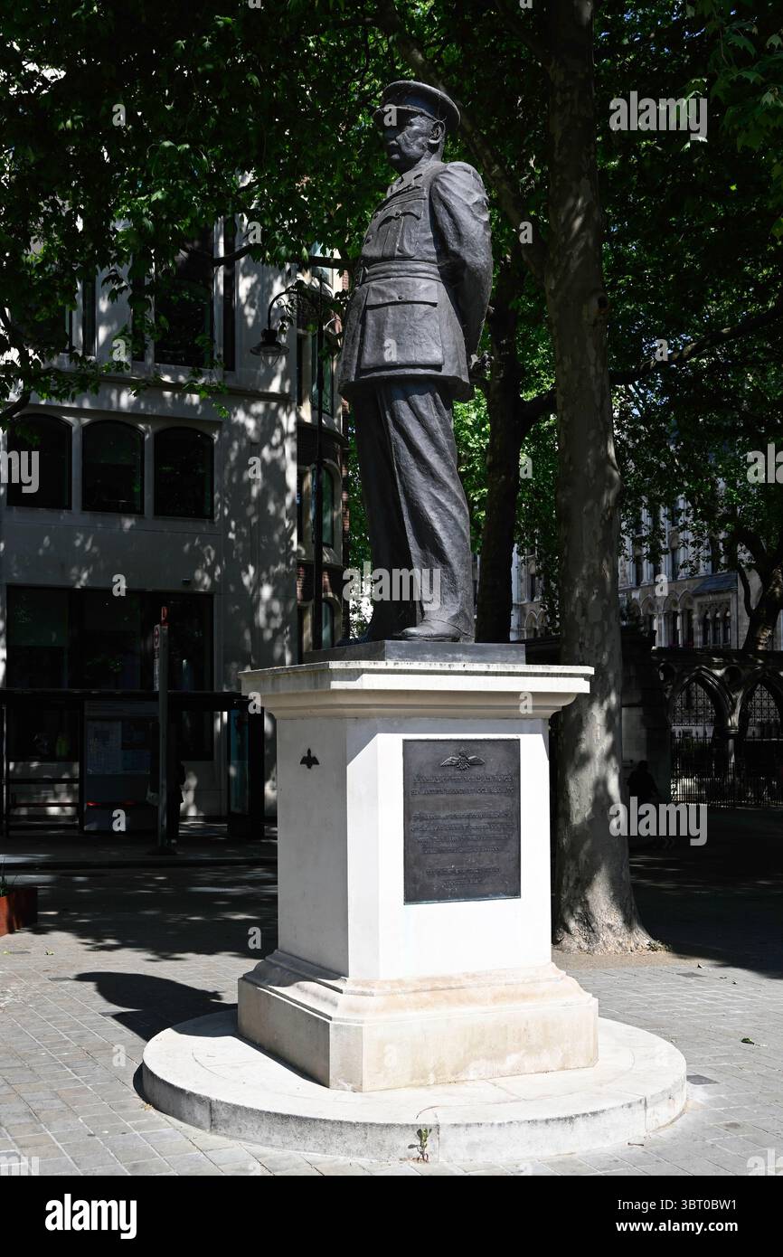 LONDON, UK - MAY 13, 2025: Statue of Sir Arthur Harris outside St ...