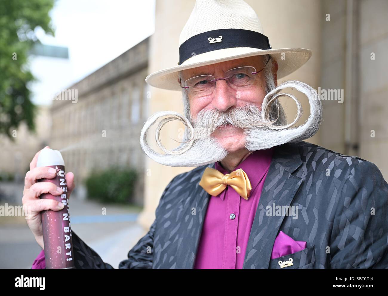 PRODUCTION - 14 July 2025, Baden-Württemberg, Stuttgart: Beard world ...