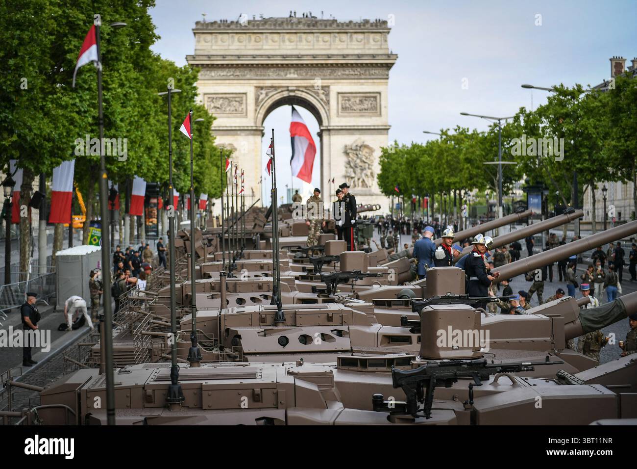 French military units prepare themselves for the Bastille Day military ...