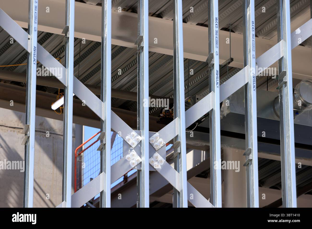 Radcliffe hub steel skeleton frame, structural steelwork and secondary steel frame in radcliffe ...