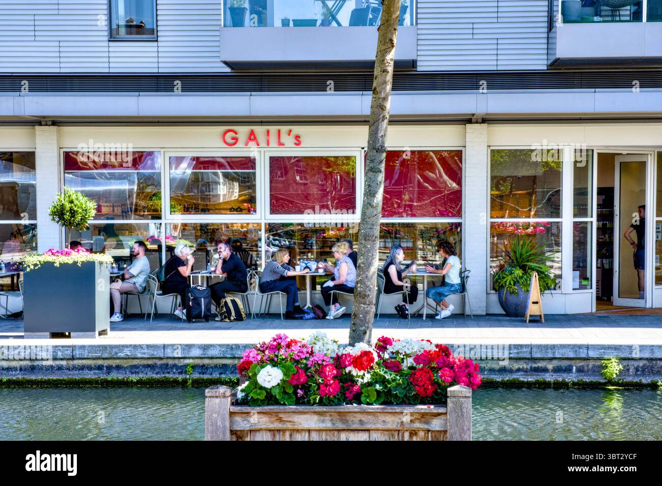 People Sitting Outside, Gail’s Bakery, Paddington Basin, City Of ...
