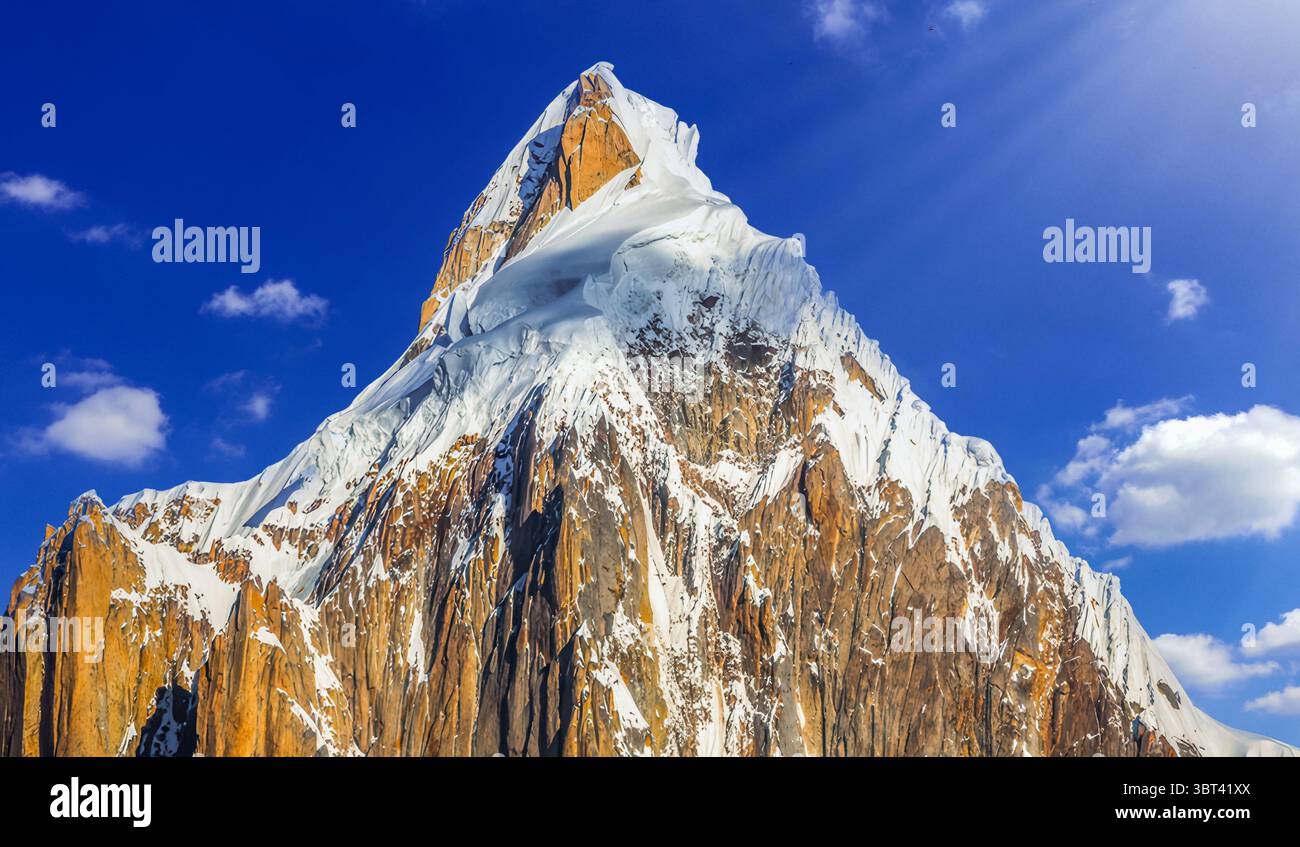 Paiju Peak,6.610 meters above sea level also known as Payu, is a mountain on the way to K2 ...