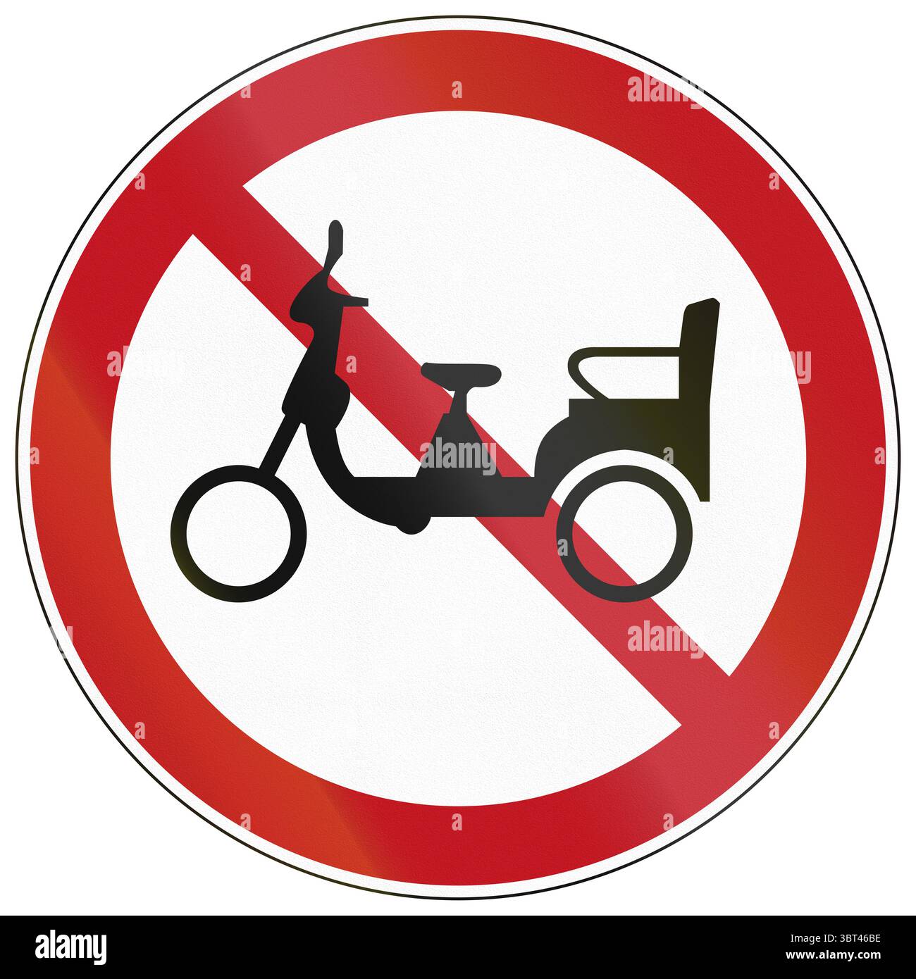 Regulatory road sign in China - No entry for tricycles Stock Photo - Alamy