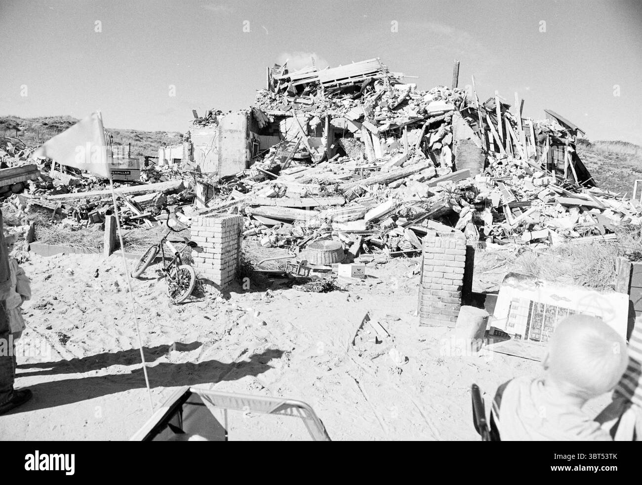 Demolition of Emma's house, Whizgle News, Dutch Desk, The Netherlands ...