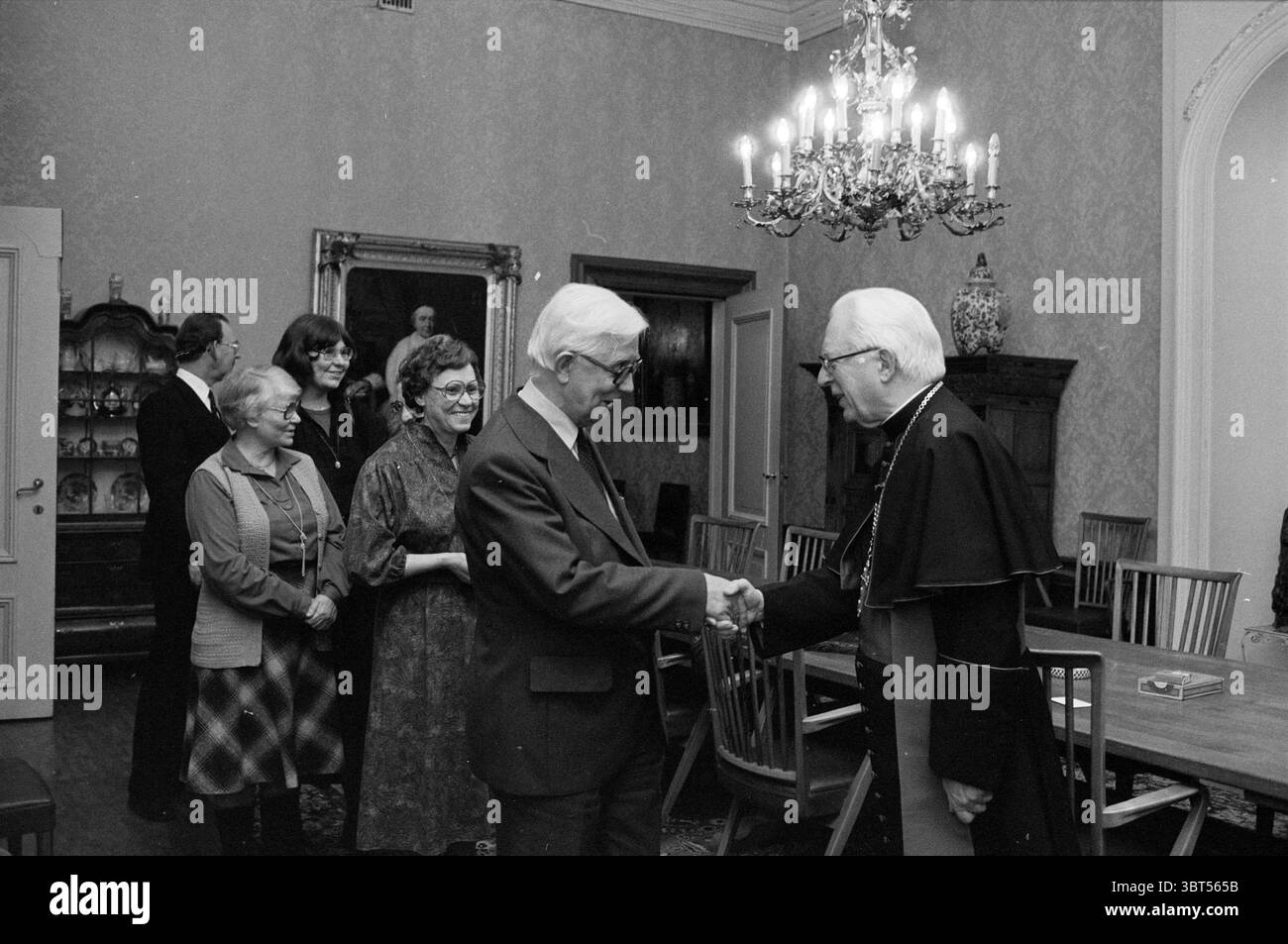 Reception mgr Black and White Stock Photos & Images - Alamy