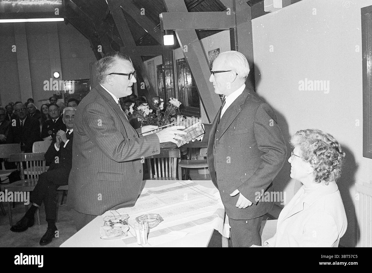 Giver wears hi-res stock photography and images - Alamy