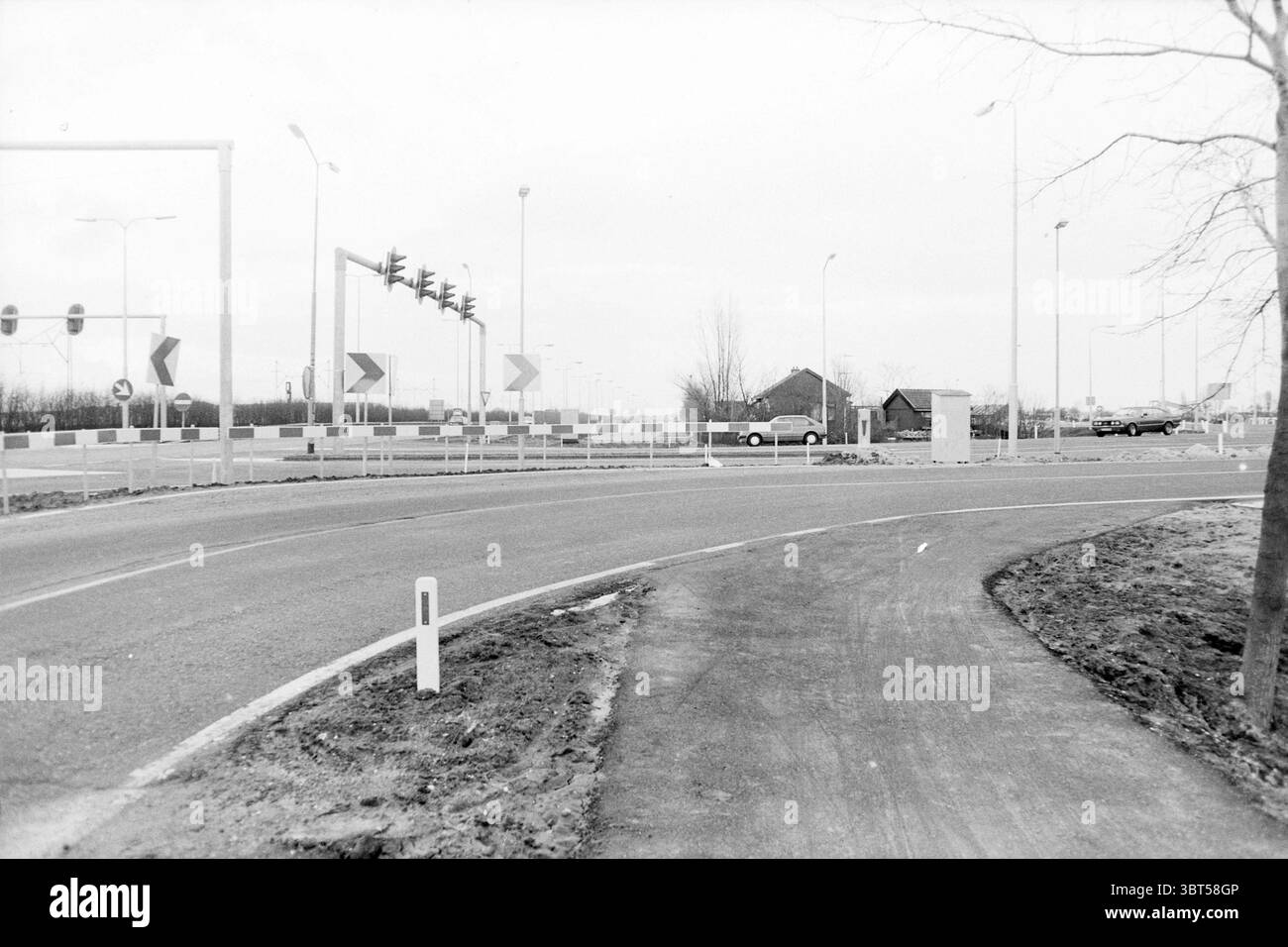 Grass crossroads Black and White Stock Photos & Images - Alamy