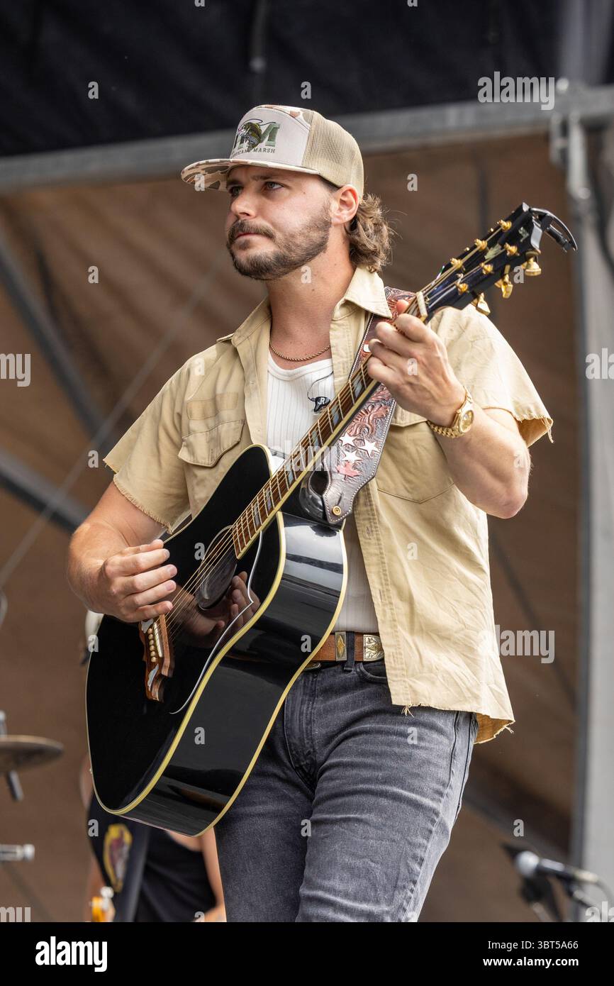 Musician Josh Ross during the Windy City Smokeout Music Festival at ...
