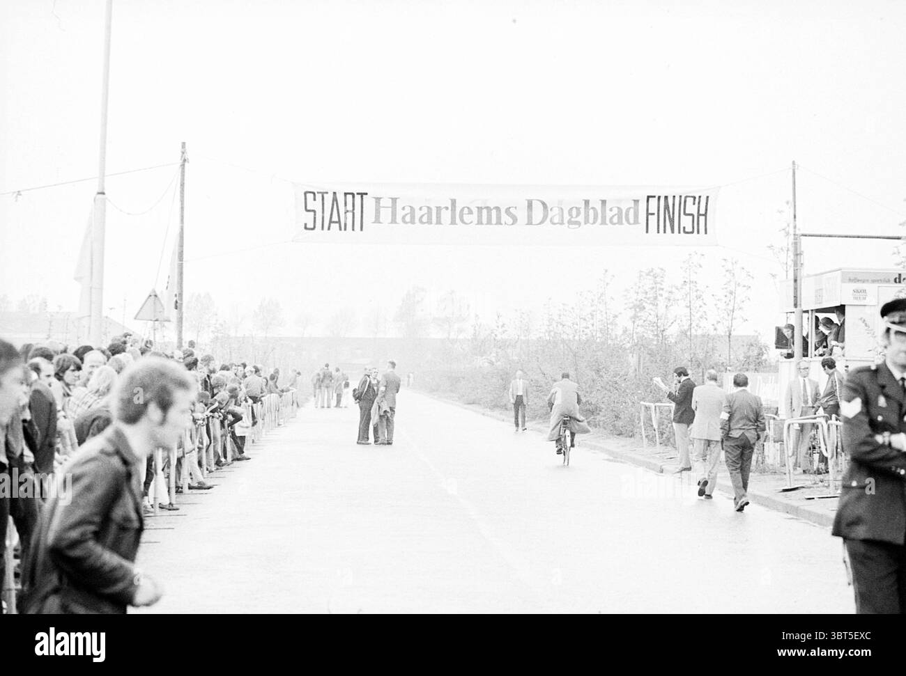 Typical paved road scene several hi-res stock photography and images ...