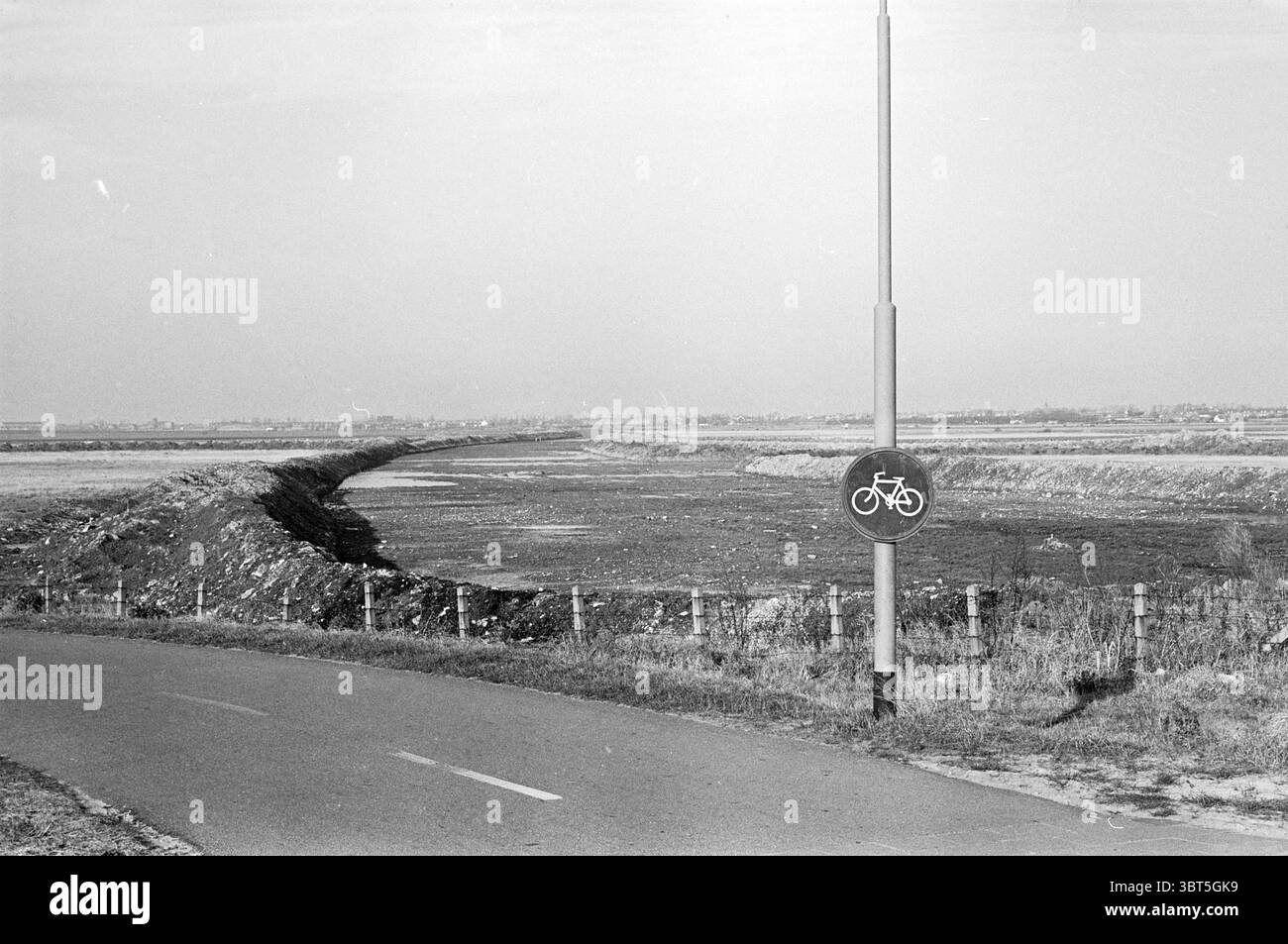 A9 road sign Black and White Stock Photos & Images - Alamy