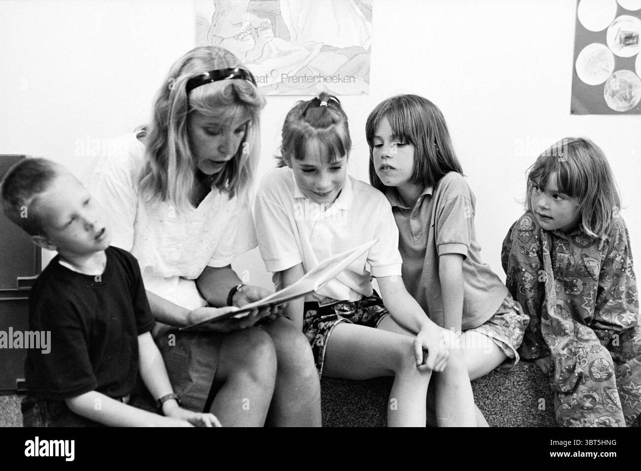 Students from middle school Black and White Stock Photos & Images - Alamy