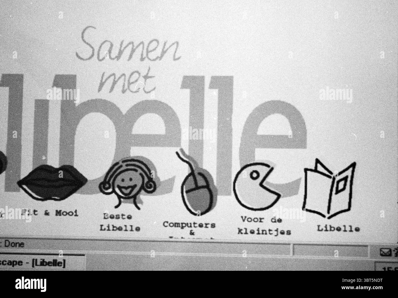 Line icon computer displaying Black and White Stock Photos & Images - Alamy