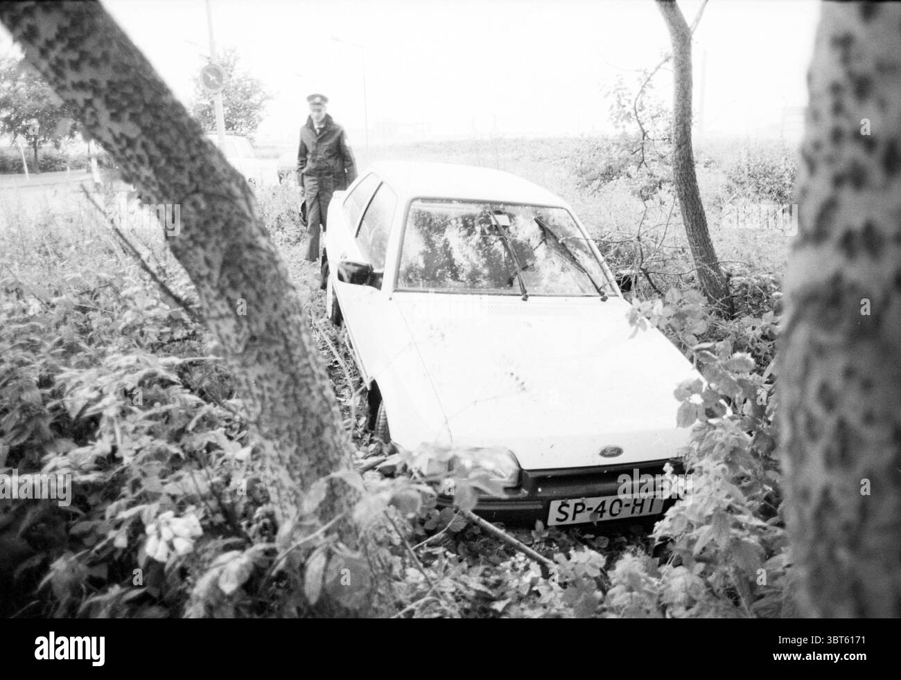 Expansive angle Black and White Stock Photos & Images - Alamy