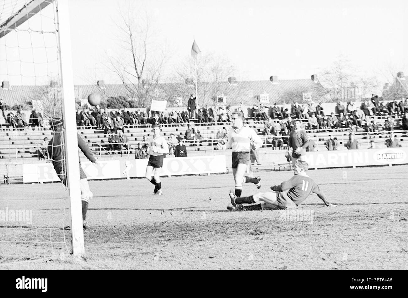 Darker goalkeeper uniform hi-res stock photography and images - Alamy