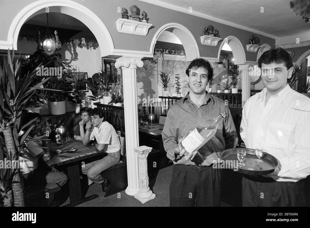 Messrs. Liberis and Tsimplis rest. Rhodes IJmuiden Restaurant IJmuiden ...