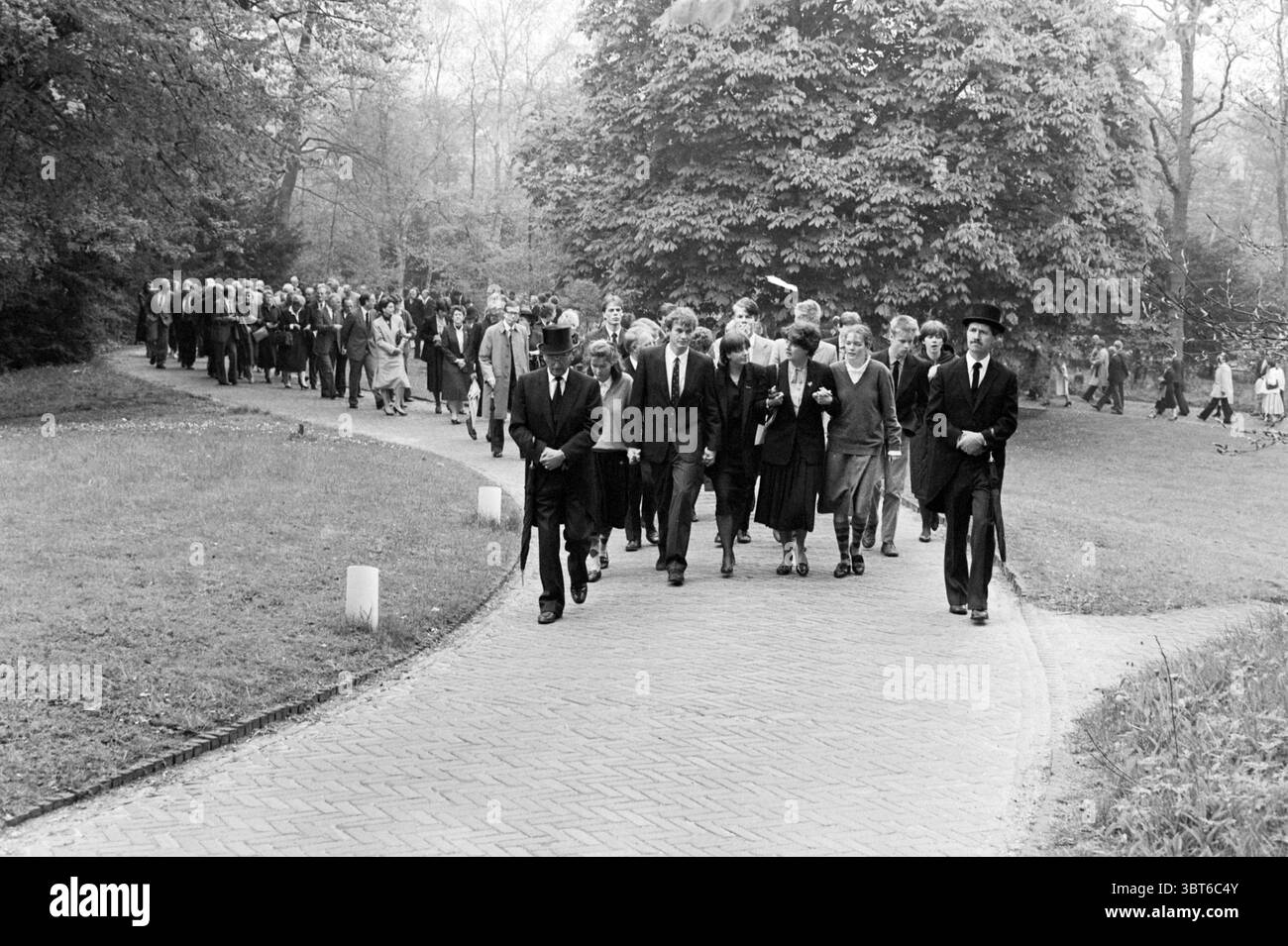 Cremation ad paulen hi-res stock photography and images - Alamy