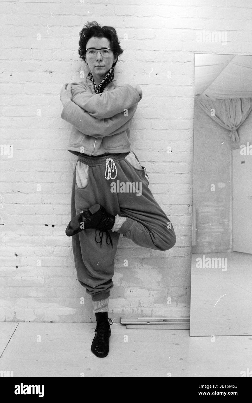 Loose fitting pants Black and White Stock Photos & Images - Alamy