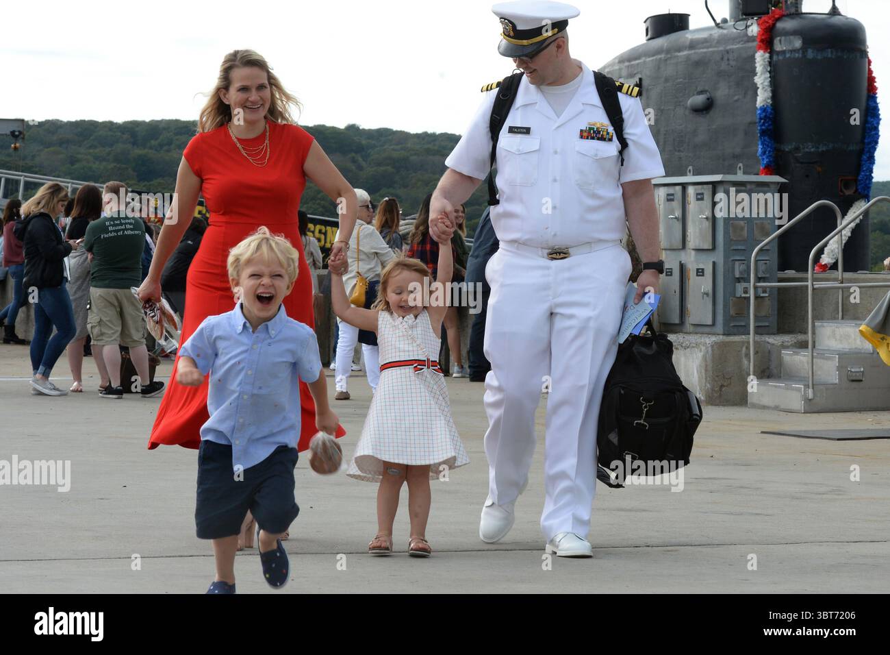 September 12, 2019 - Groton, Connecticut, USA - Lt. Cmdr. Todd Talstein ...