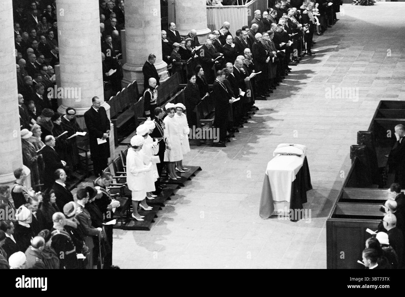 Shared solemnity hi-res stock photography and images - Alamy