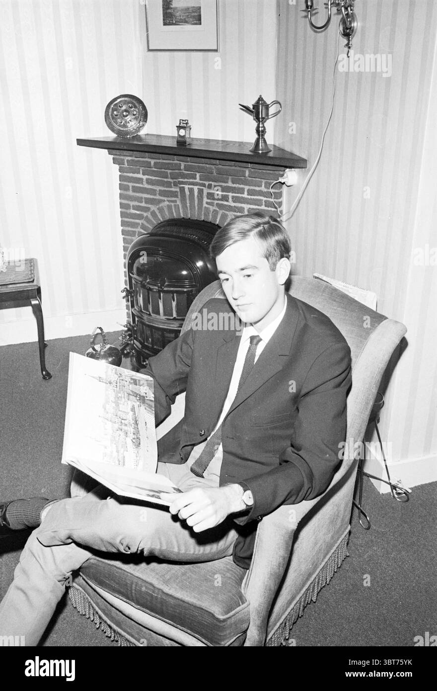 Ronny van de Enden. Persons, Whizgle News, Dutch Desk, The Netherlands ...