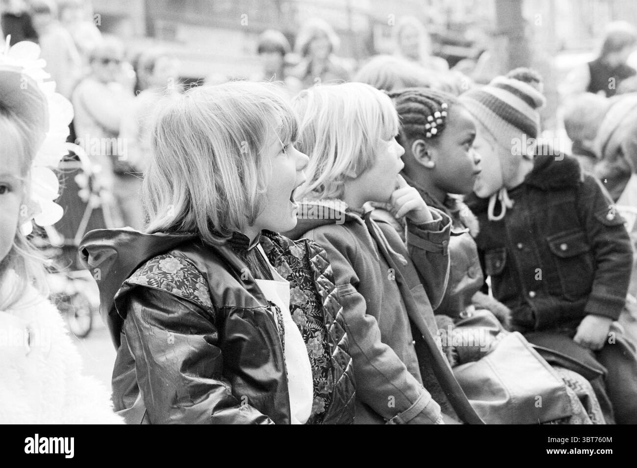 Childs face vividly captures hi-res stock photography and images - Alamy