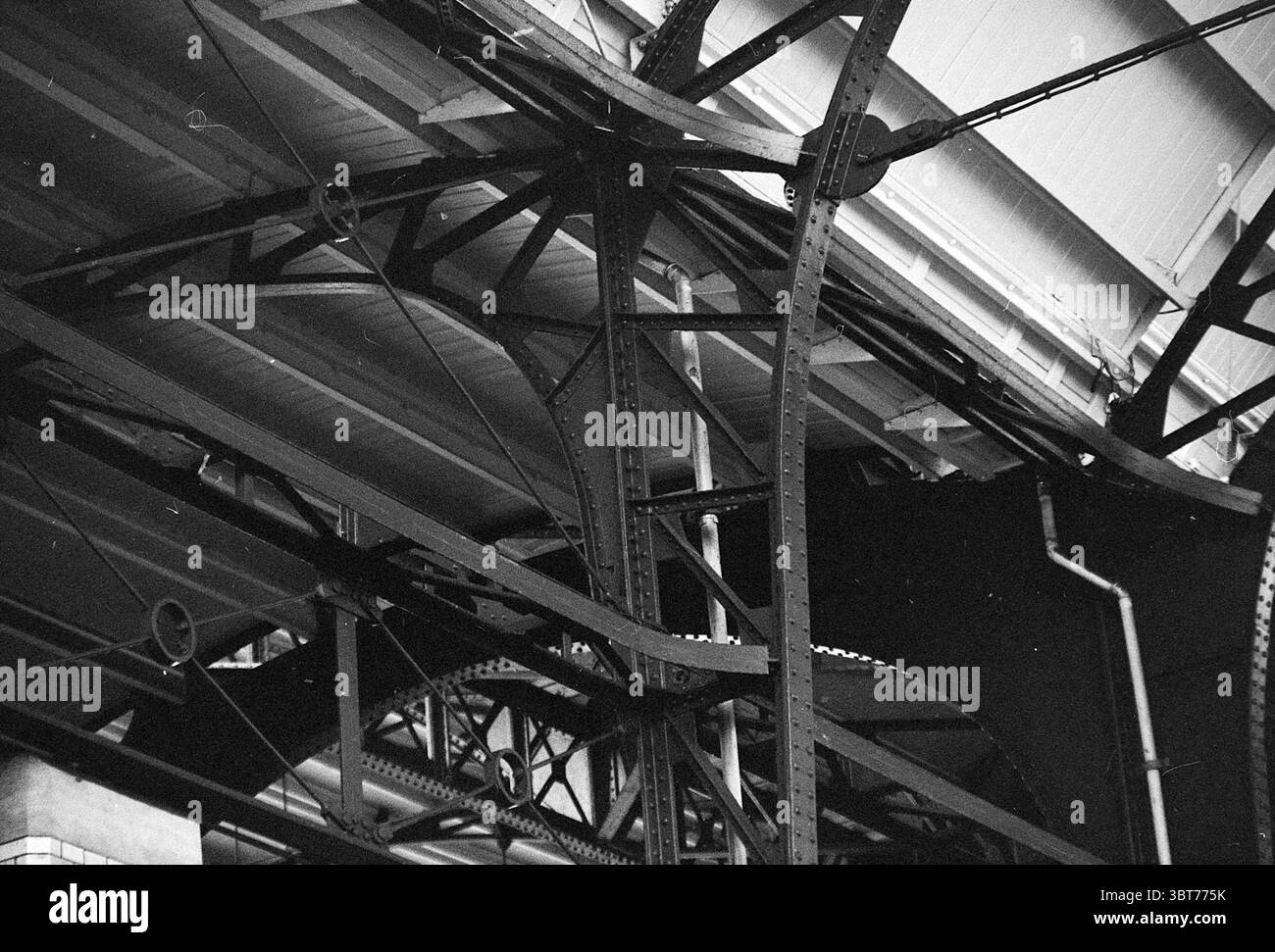 Creating sweeping lines hi-res stock photography and images - Alamy