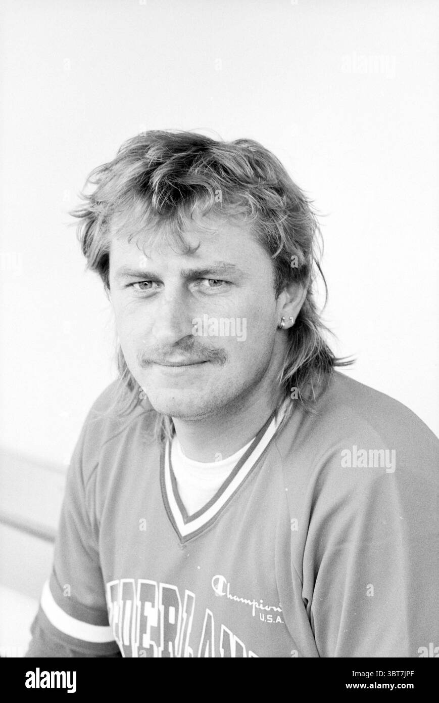 Prominent mullet hairstyle hi-res stock photography and images - Alamy
