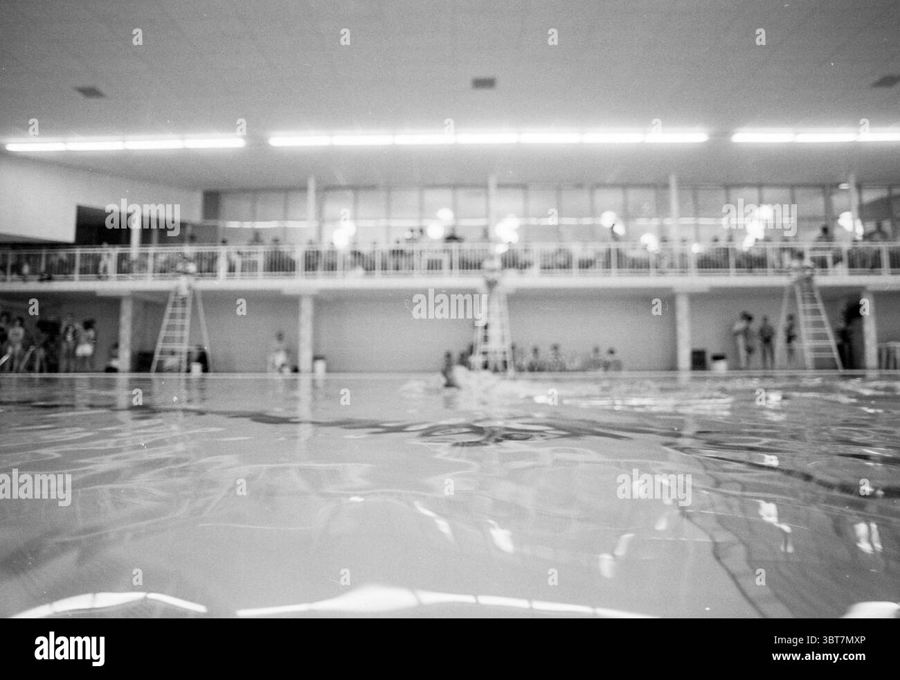 Swimming pool (interior), Whizgle News, Dutch Desk, The Netherlands ...