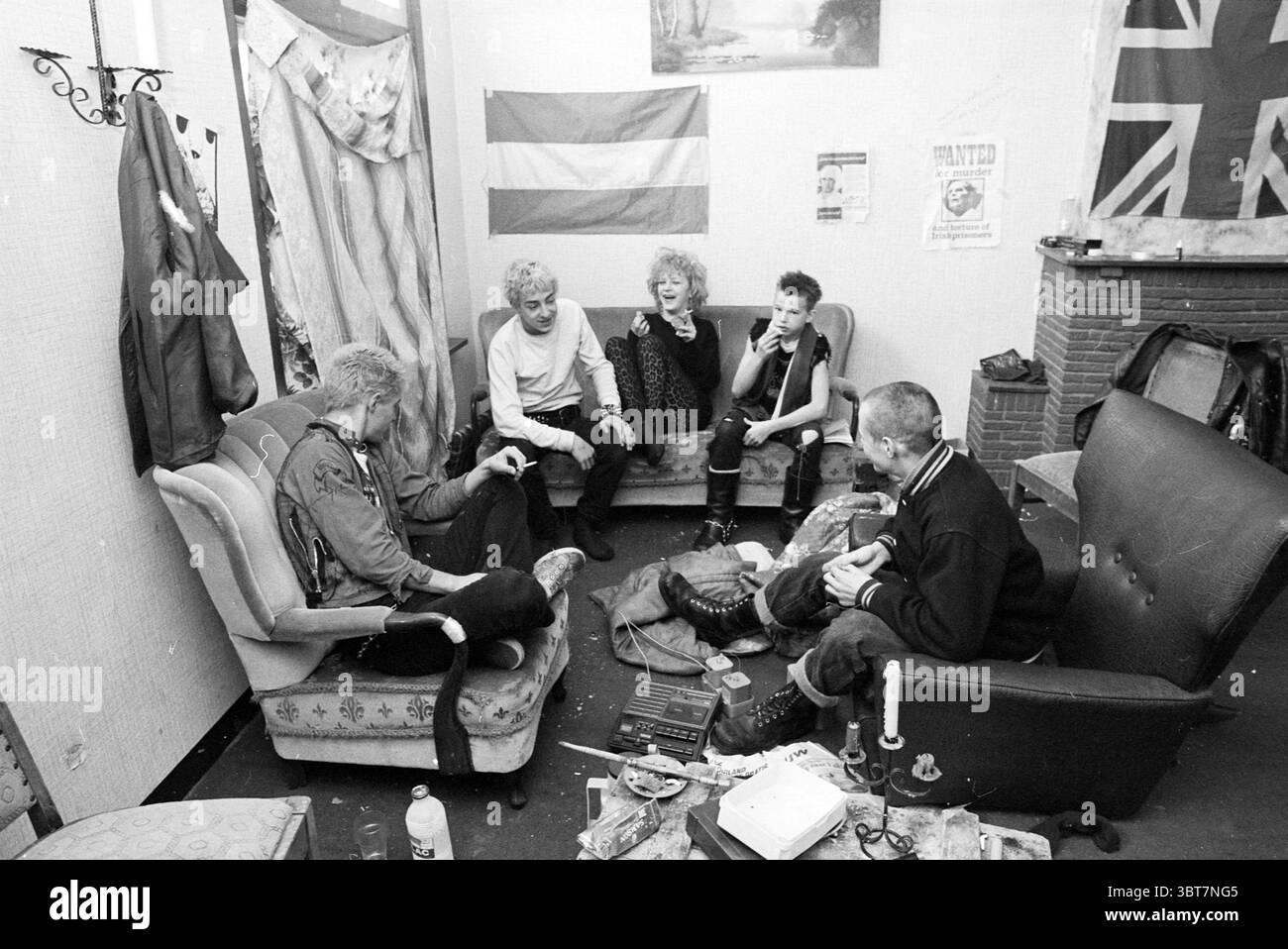 Punk aesthetic Black and White Stock Photos & Images - Alamy