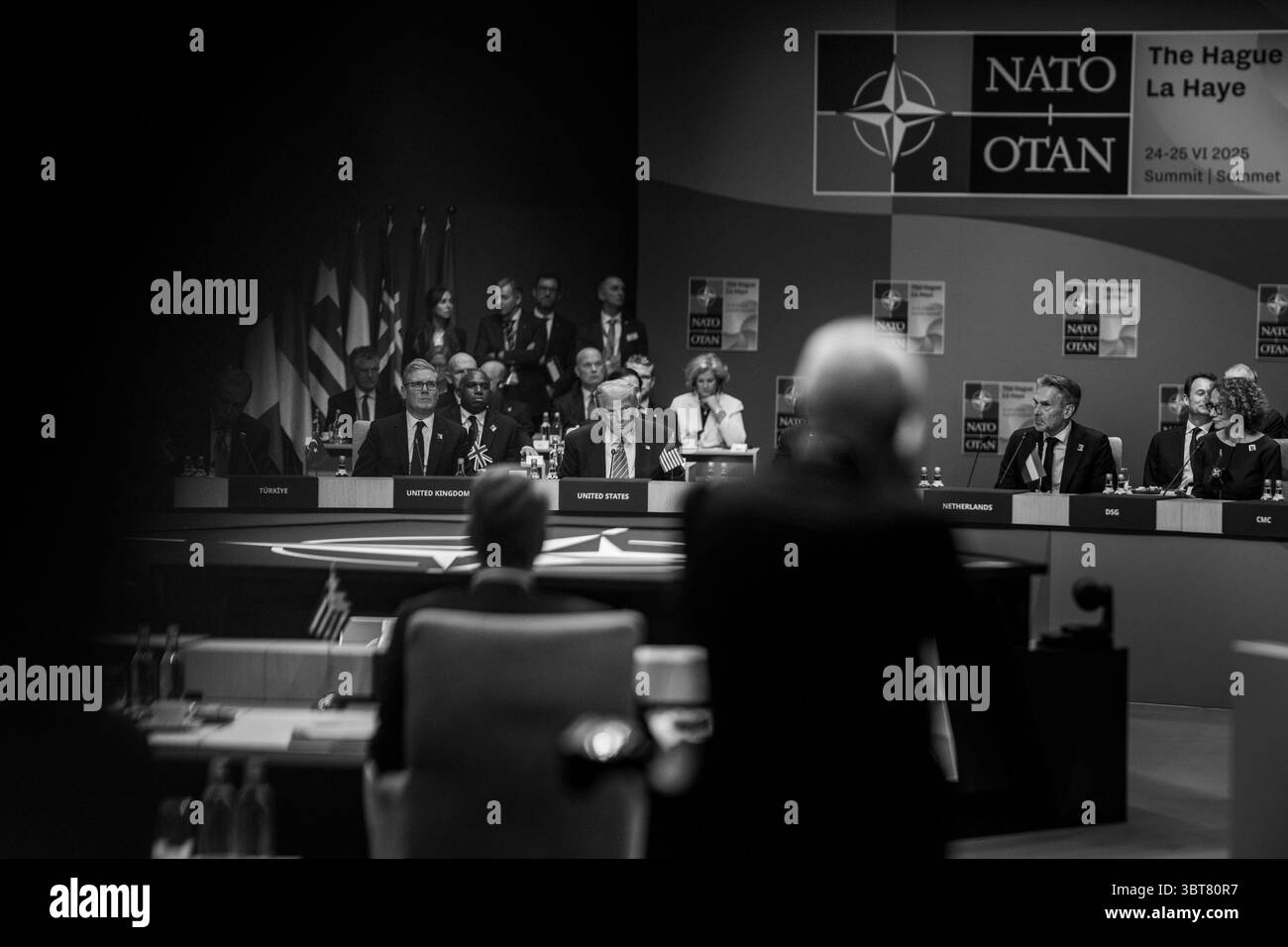 Forum session Black and White Stock Photos & Images - Alamy