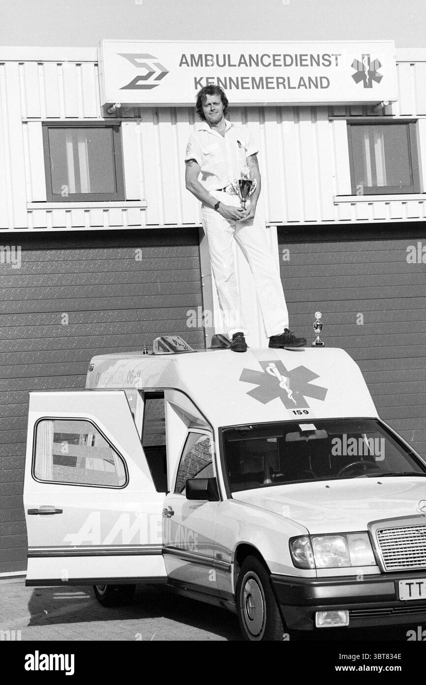 Nico Kloosterhuis ambulance, Whizgle News, Dutch Desk, The Netherlands ...