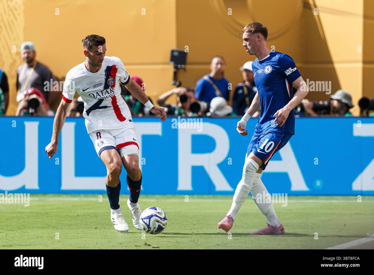 New Jersey - July 13: Fabian Ruiz of PSG and Cole Palmer of Chelsea FC ...