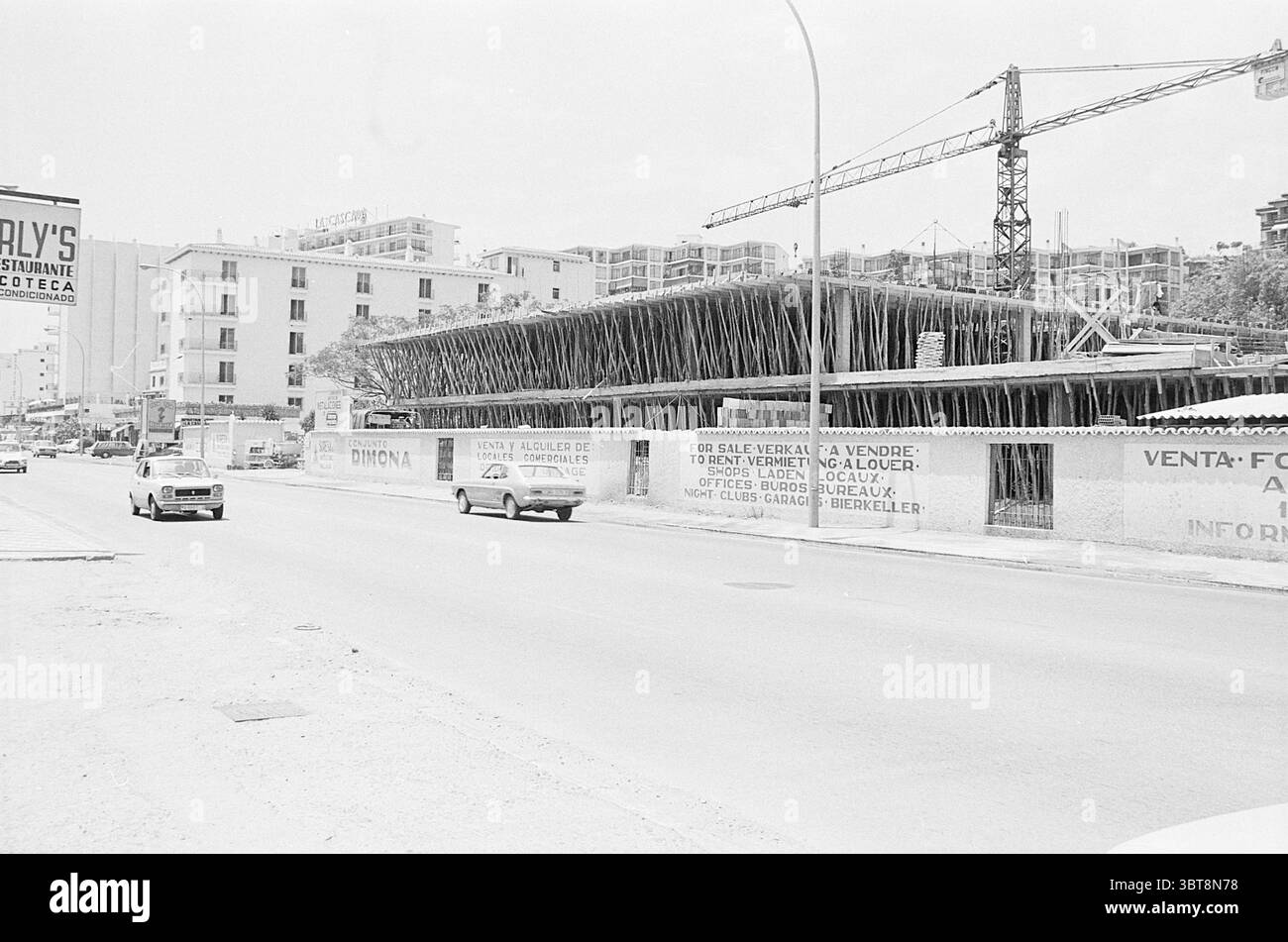 Metal grid structure reflecting light hi-res stock photography and ...