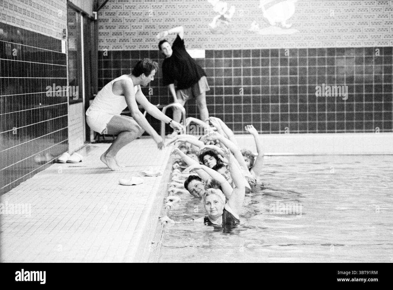 Pool sparkles under artificial lighting hi-res stock photography and ...