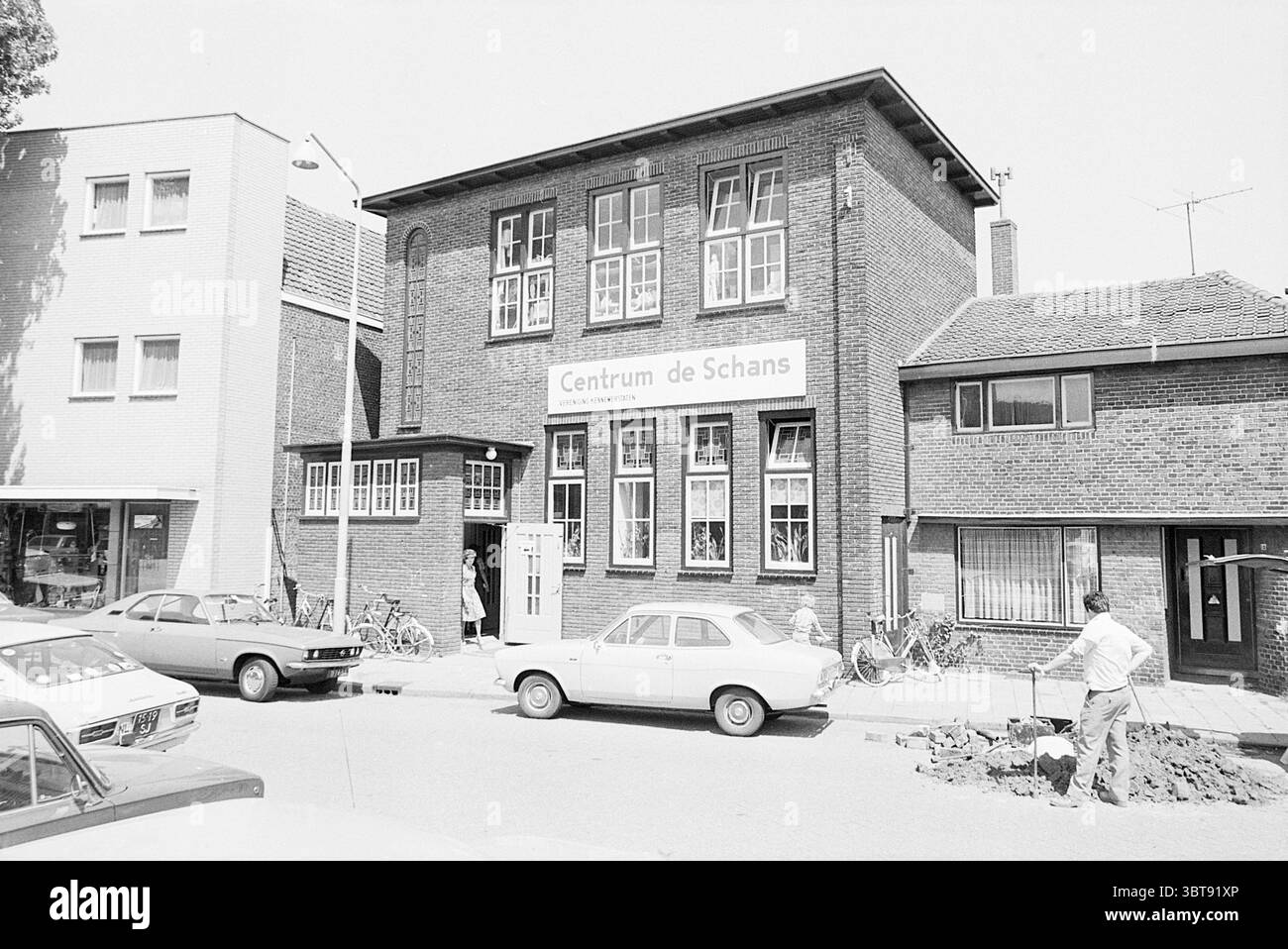 Exterior community center de schans hi-res stock photography and images ...