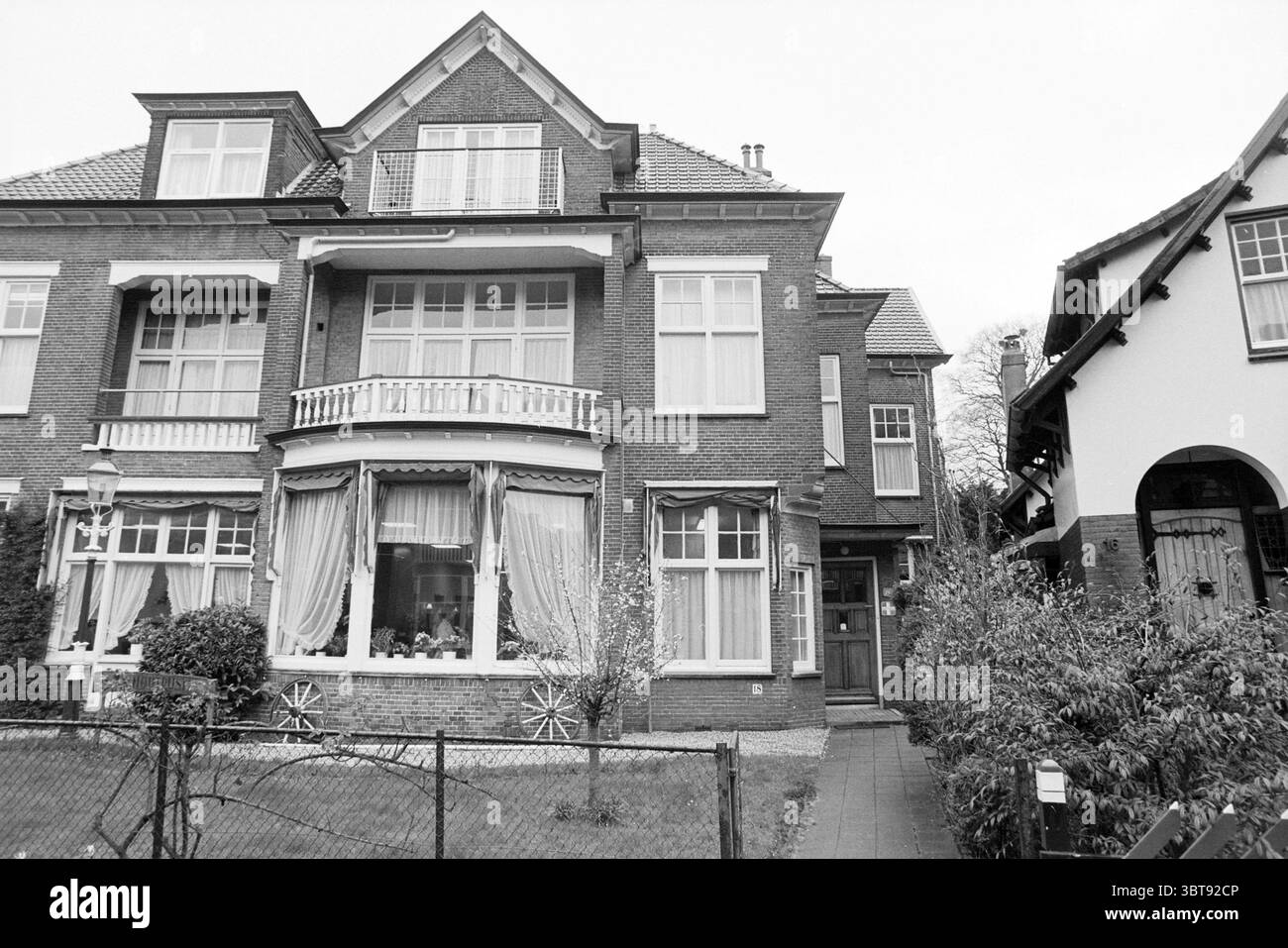 Large garden border Black and White Stock Photos & Images - Alamy