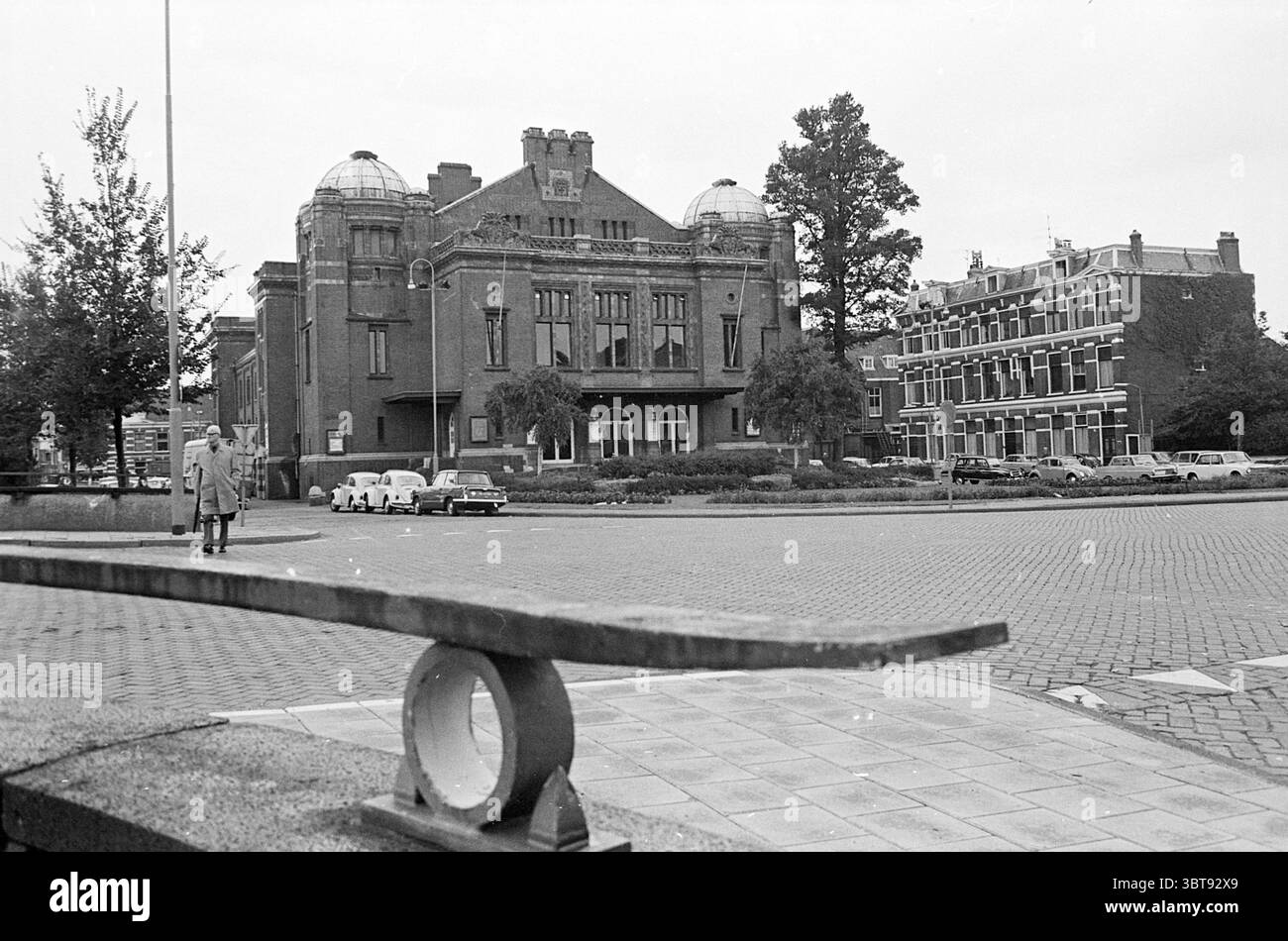 Domes rounded hi-res stock photography and images - Alamy