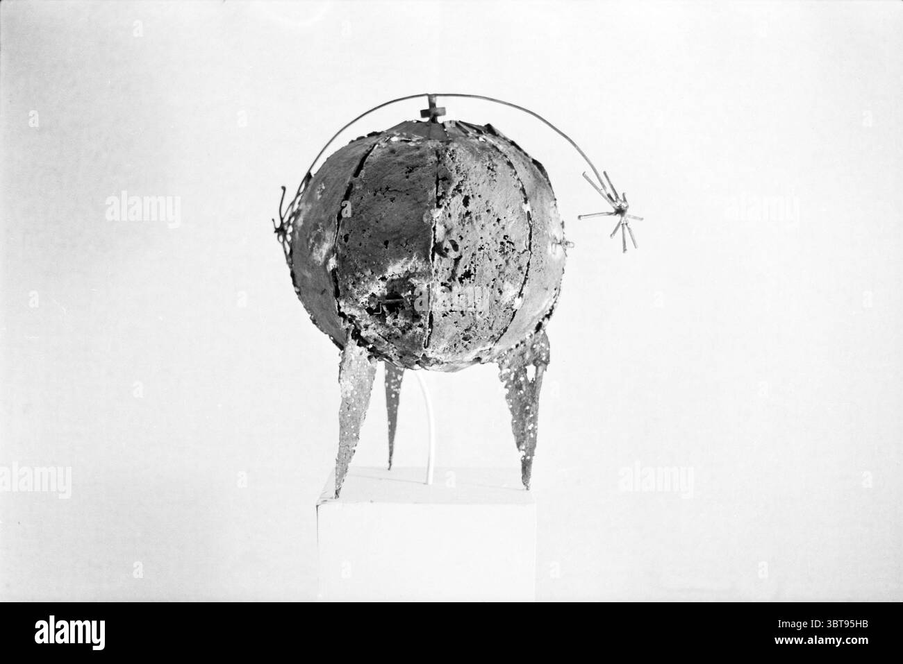 Visual arts, Whizgle News, Dutch Desk, The Netherlands, 1950 - 2000 in ...