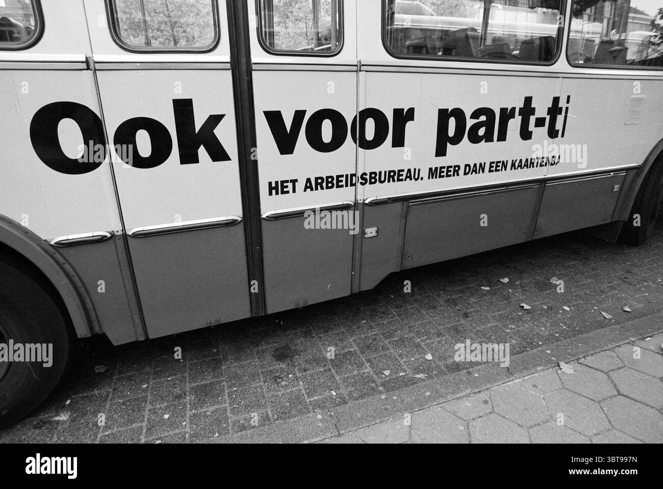 Buss purpose hi-res stock photography and images - Alamy