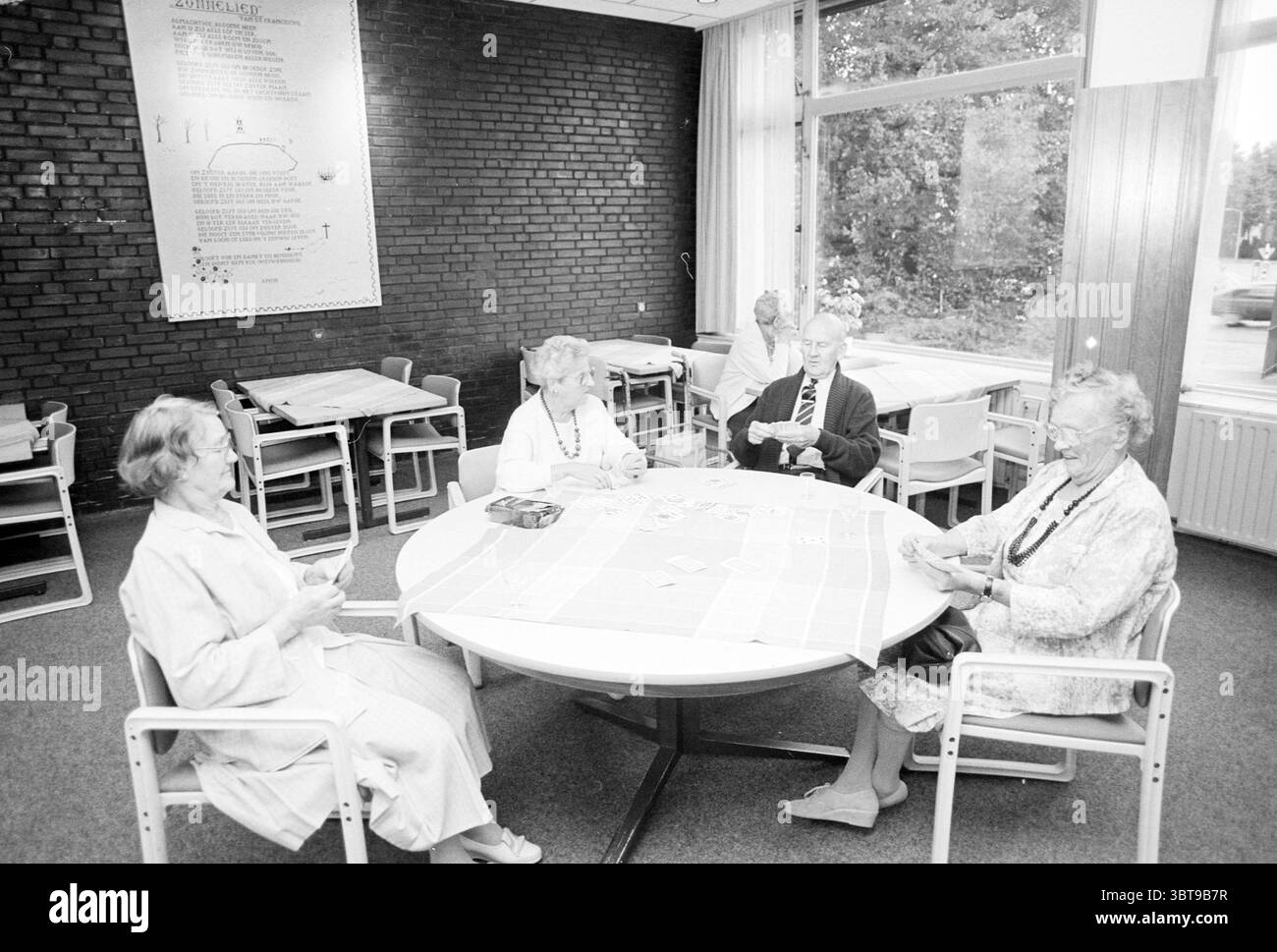 Playing cards painted on Black and White Stock Photos & Images - Alamy