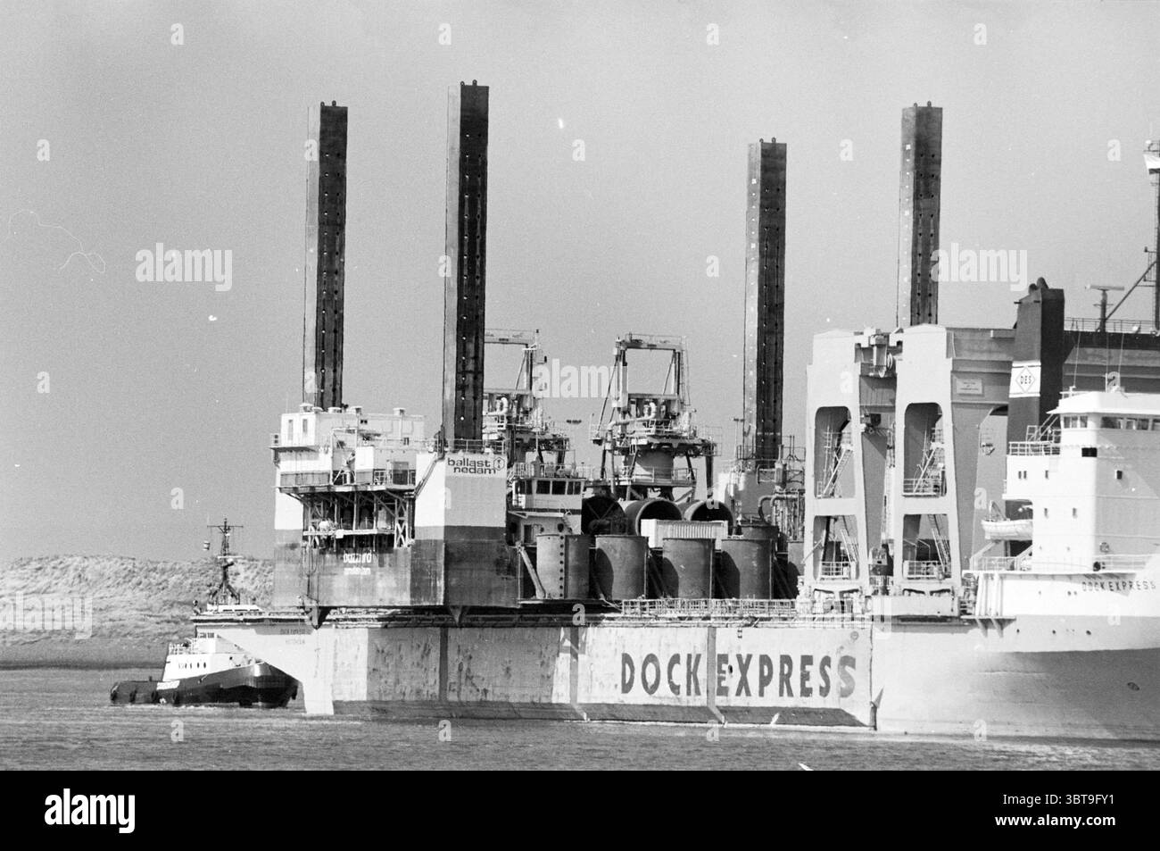 Dock express Black and White Stock Photos & Images - Alamy