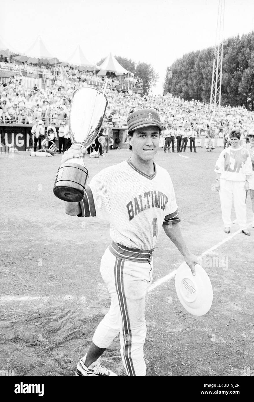 One hand holding word Black and White Stock Photos & Images - Alamy