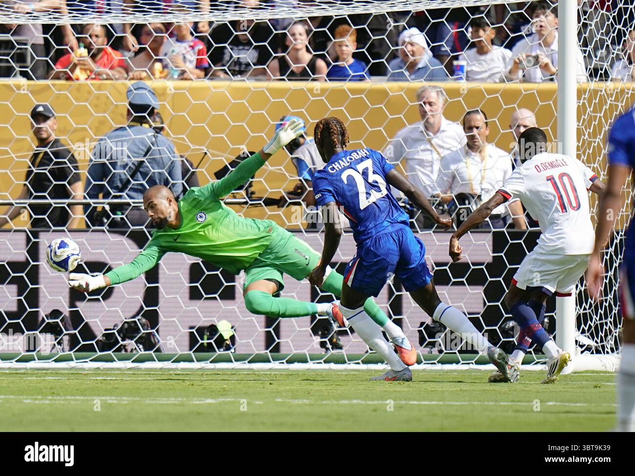 Chelsea goalkeeper Robert Sanchez (L) makes a save in the second half ...