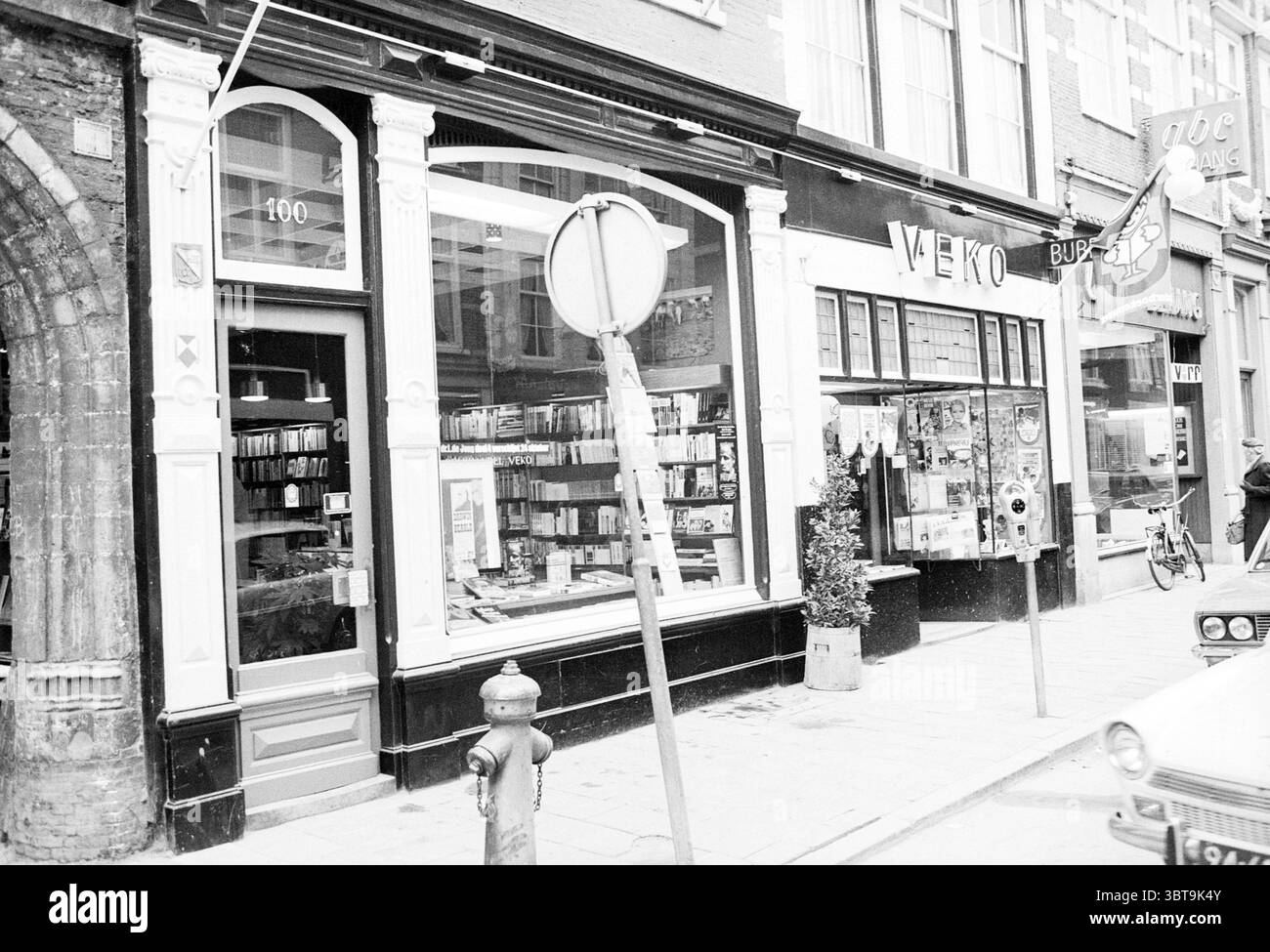 Bookstore veko hi-res stock photography and images - Alamy