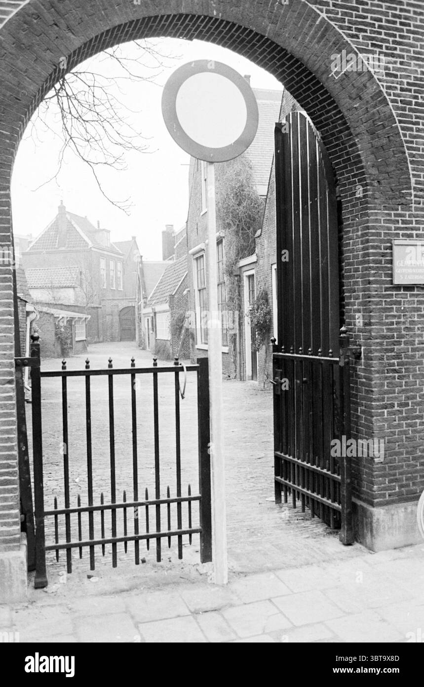 Ext. gate library Exterior, Whizgle News, Dutch Desk, The Netherlands ...