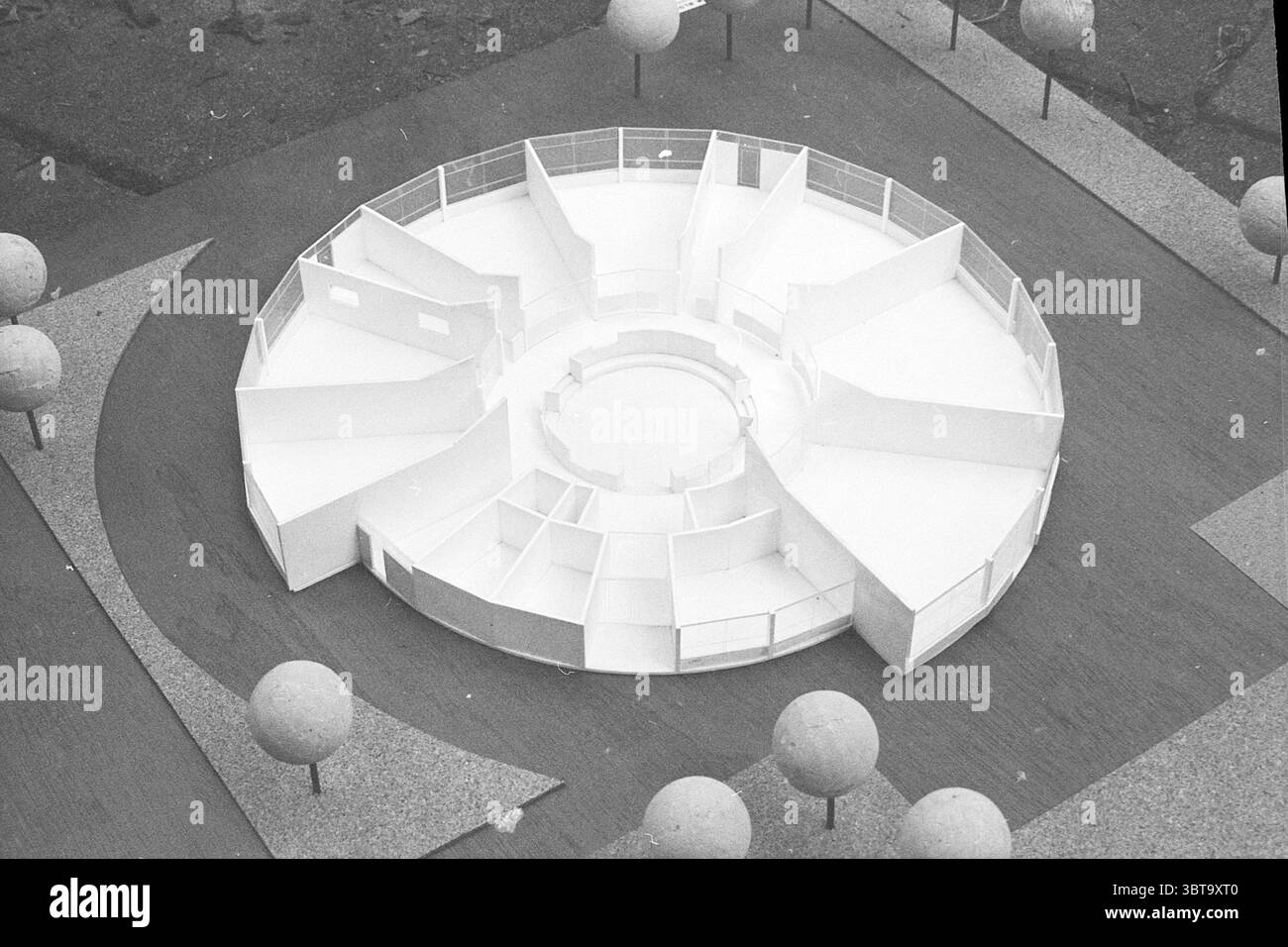 Circular architectural model set hi-res stock photography and images ...